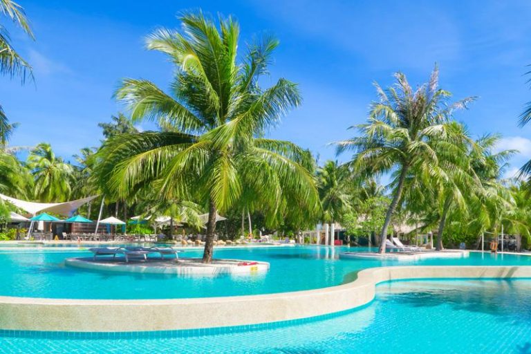 Holiday Inn Resort Kandooma Maldives Review: A Family Fun Getaway